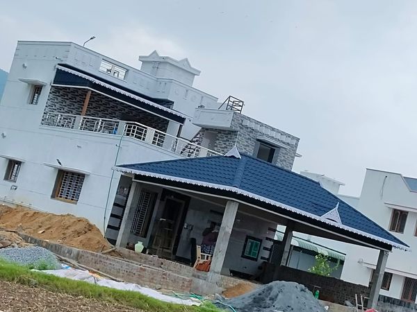 Roofing Dealer & Contractor -Refrens